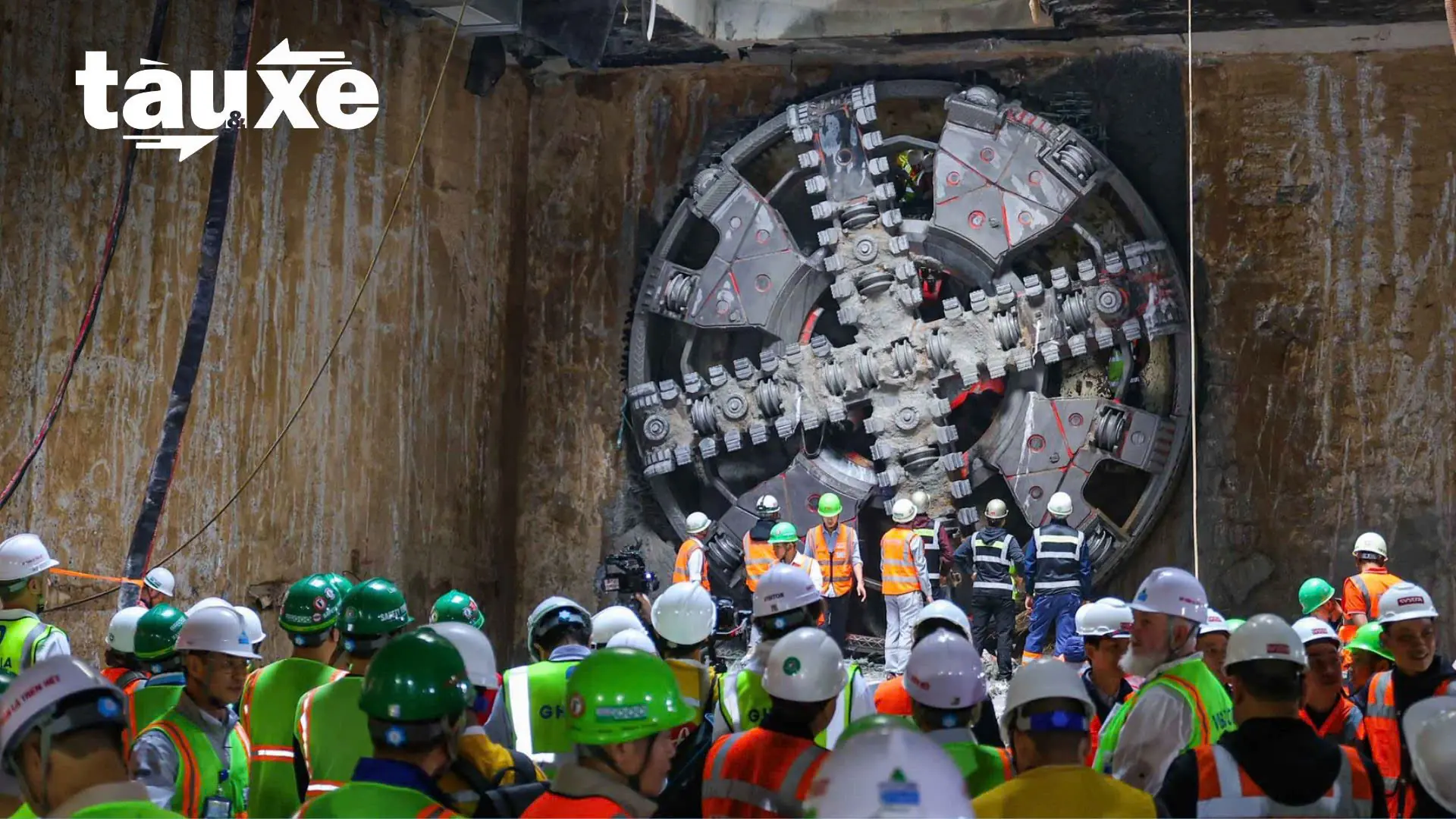 Máy đào hầm TBM Thần tốc cán đích ga S12 | Bản tin Tàu và Xe | 01/12/2025
