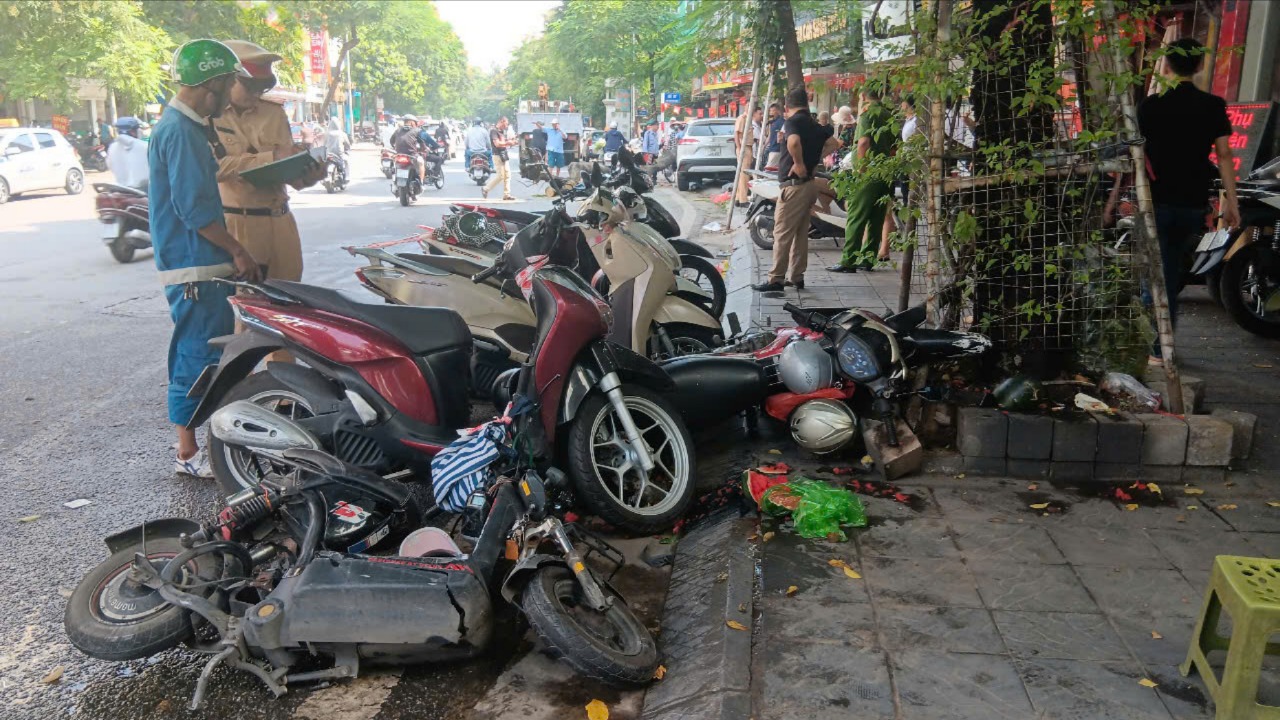 Tai nạn liên hoàn tại ngã tư Trần Đại Nghĩa-Đại La